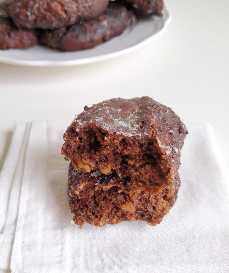 Walnut Crunch Donuts - Una Rose Vegan