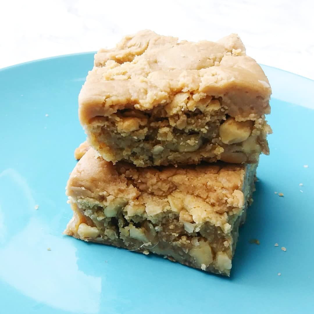 Walnut Crunch Donuts - Una Rose Vegan